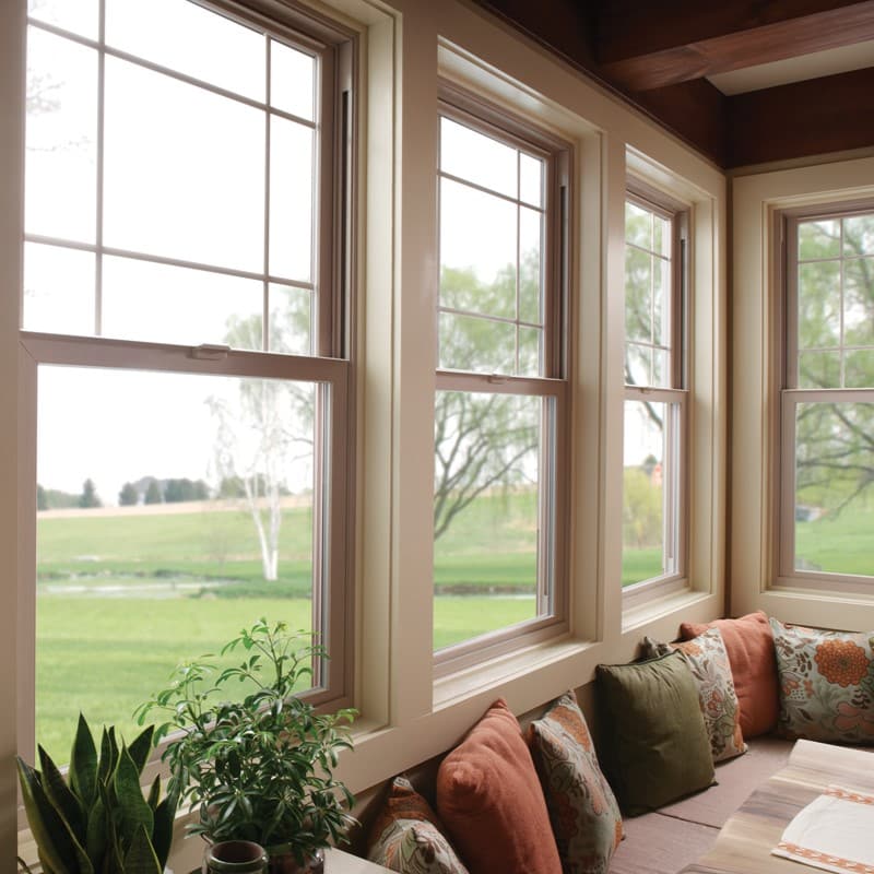 Single-hung vs Double-hung Windows | Dick's Rancho Glass
